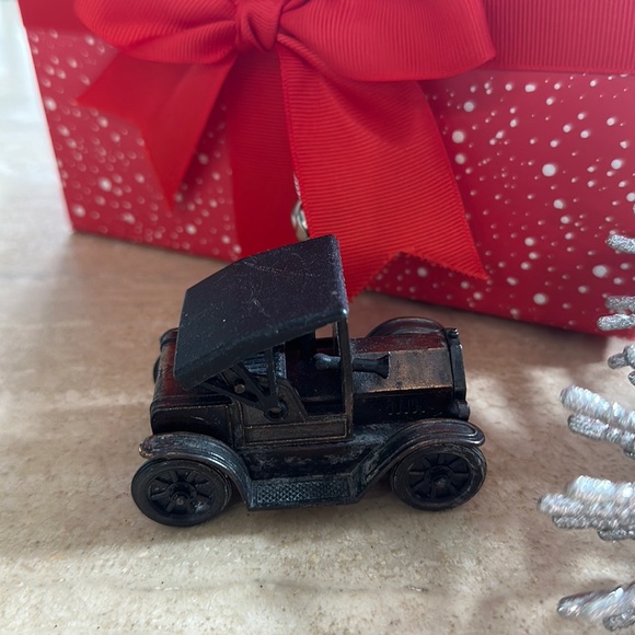 Vintage | Accessories | Vintage 917 Old Car Cast Metal Pencil Sharpener ...